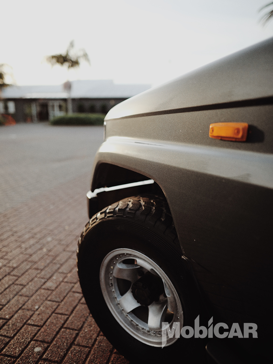 Купить аэрозольные жидкие подкрылки MobiCAR